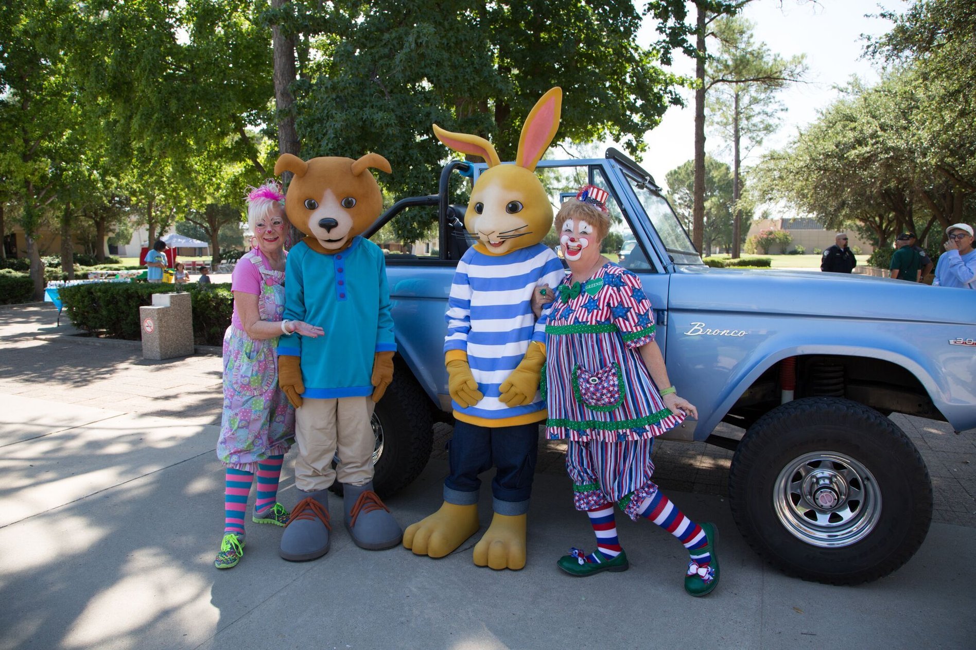 The Story Of Willy Nilly And Thumper Mascots Promoting Literacy